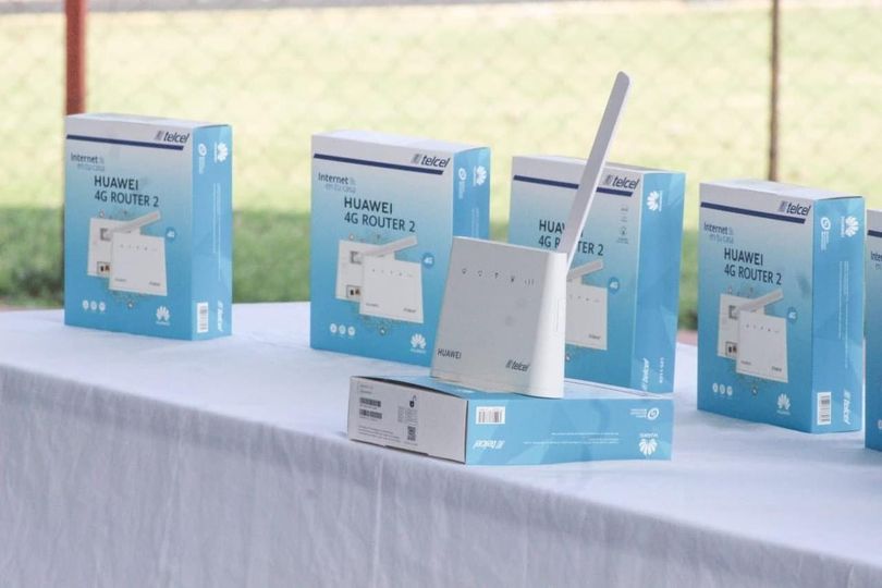 50 módems más serán entregados a instituciones educativas – Cadena Tres SLP