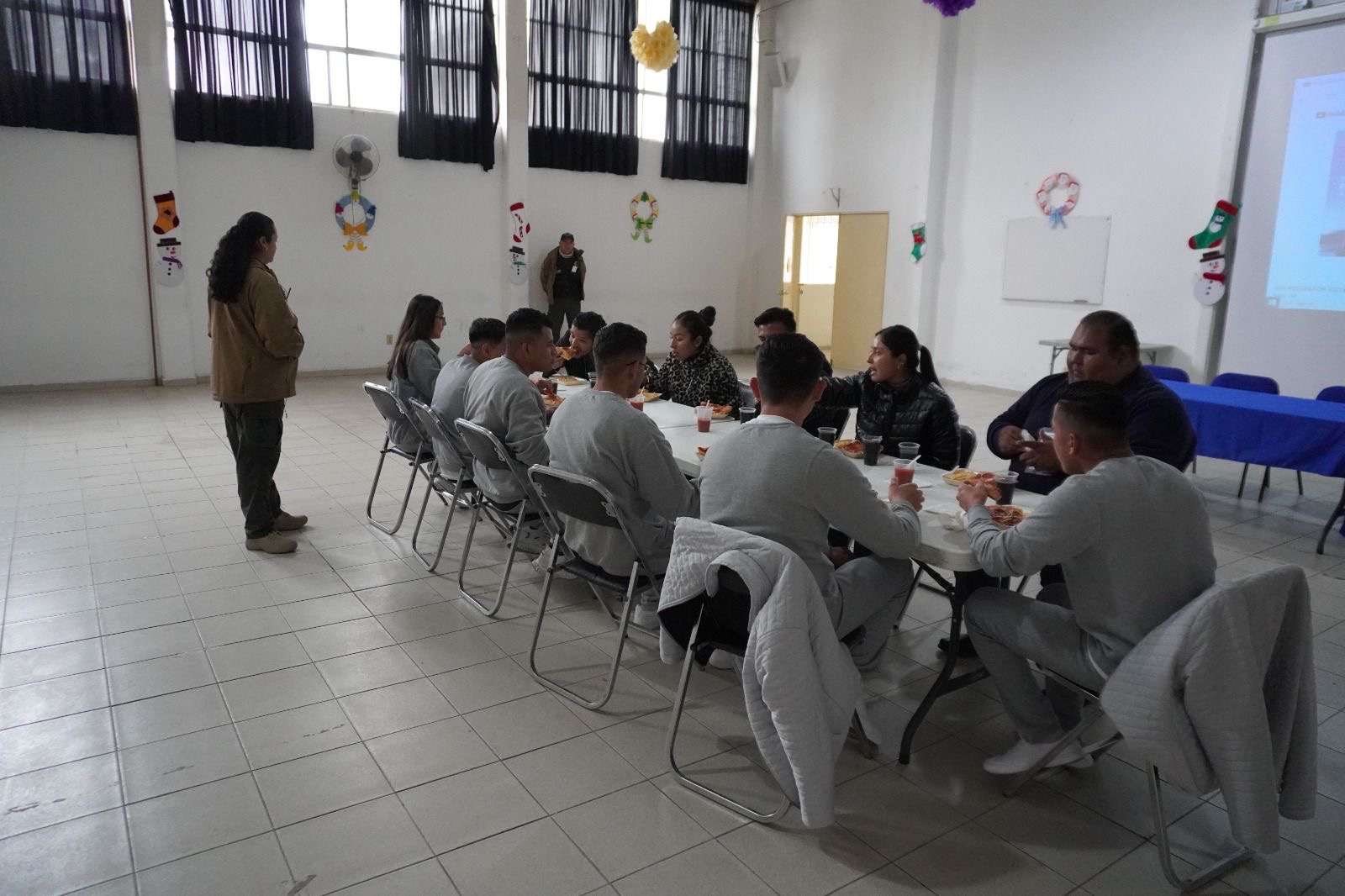 JÓvenes Privados De La Libertad Celebran La Navidad Cadena Tres Slp